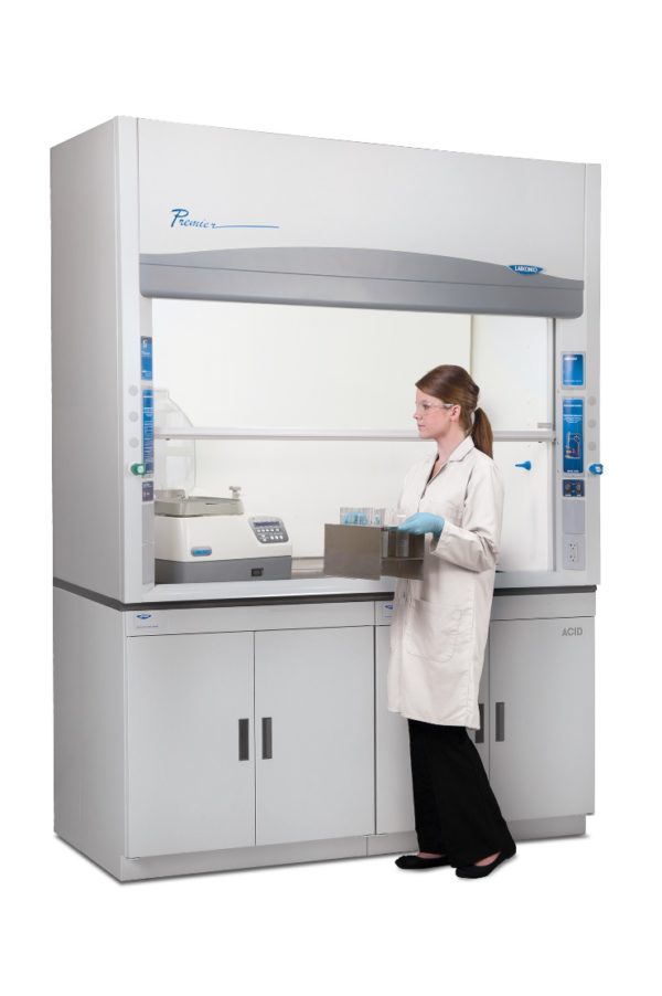 Effectively Using a Fume Hood